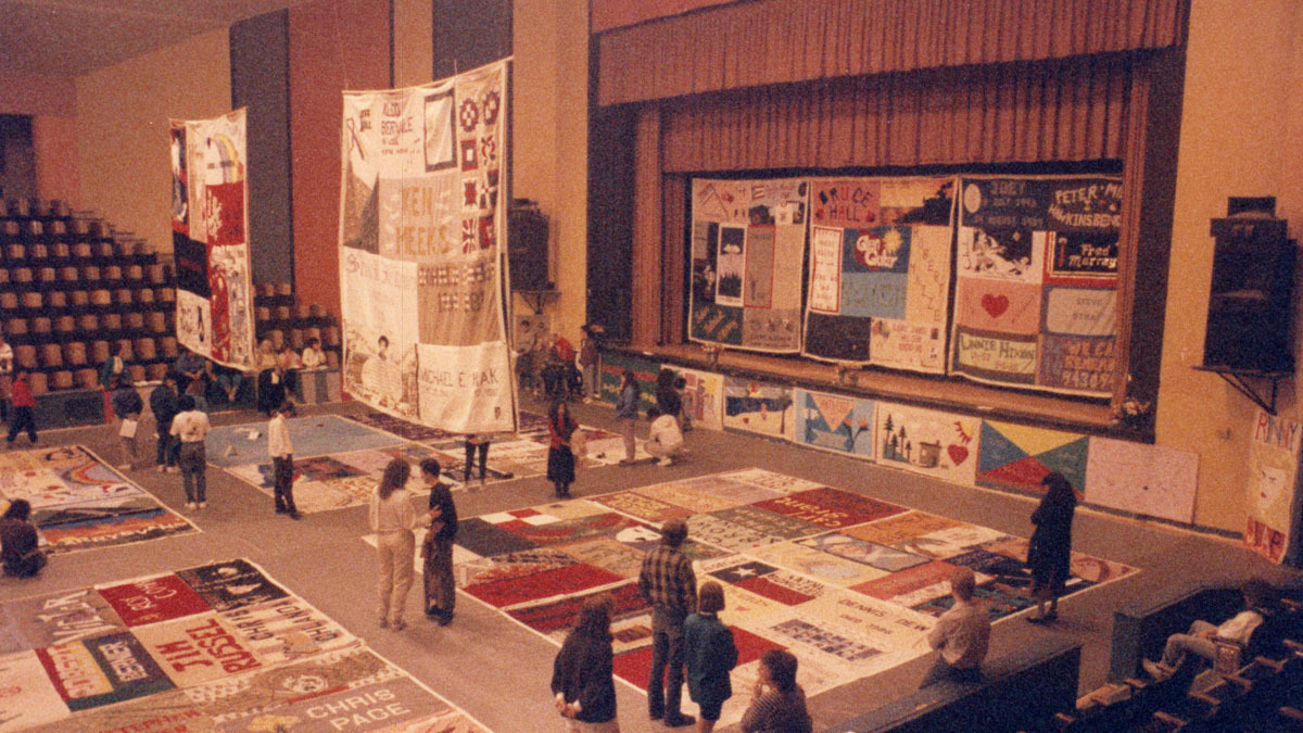 Threads of Love: The AIDS Memorial Quilt | MAH