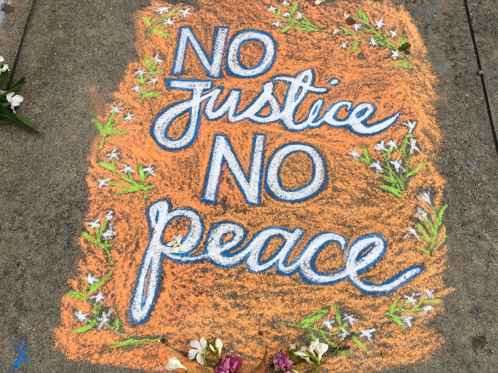 Chalk Your Walk: June Community Craft | MAH